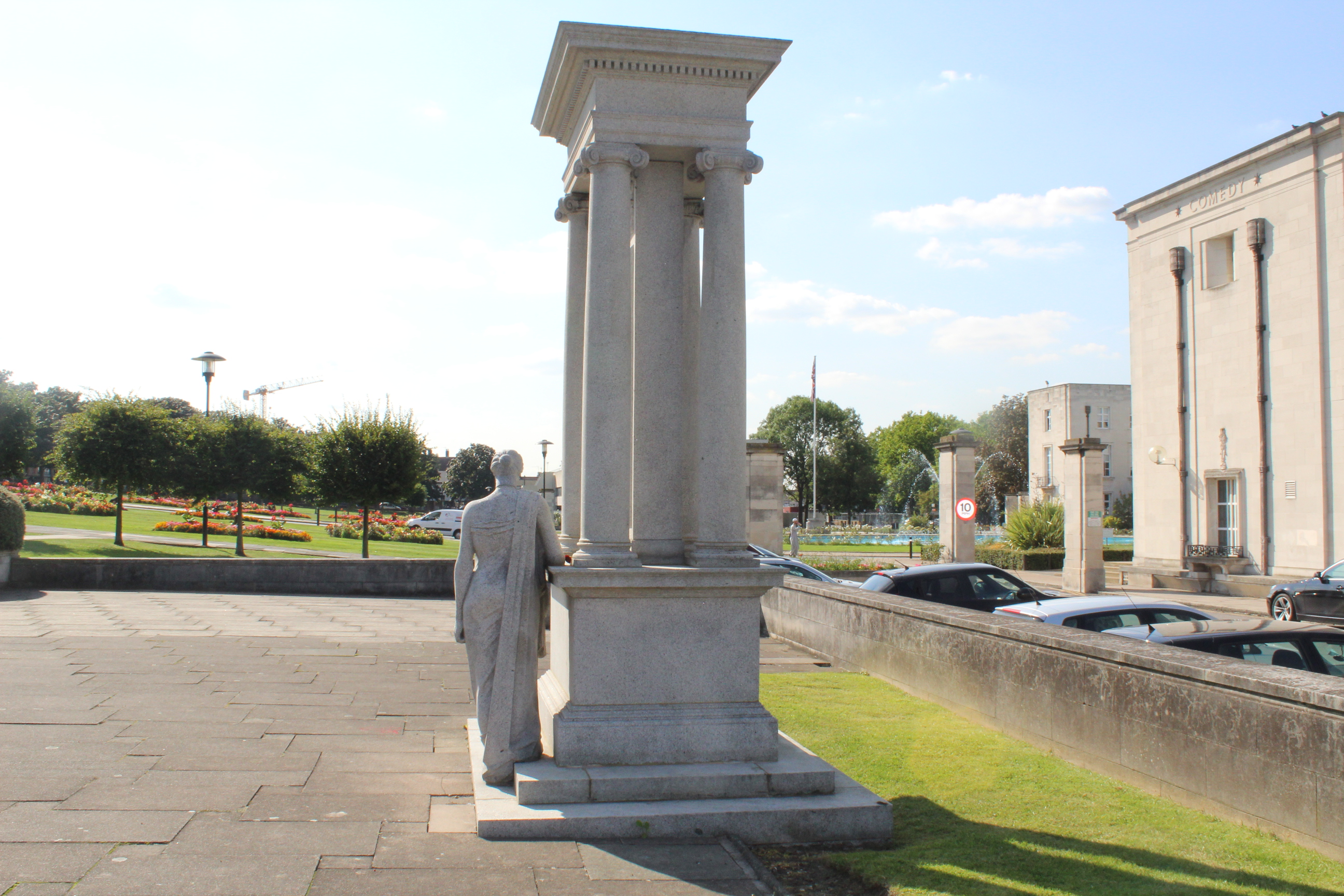 WALTHAMSTOW - War Memorials Online